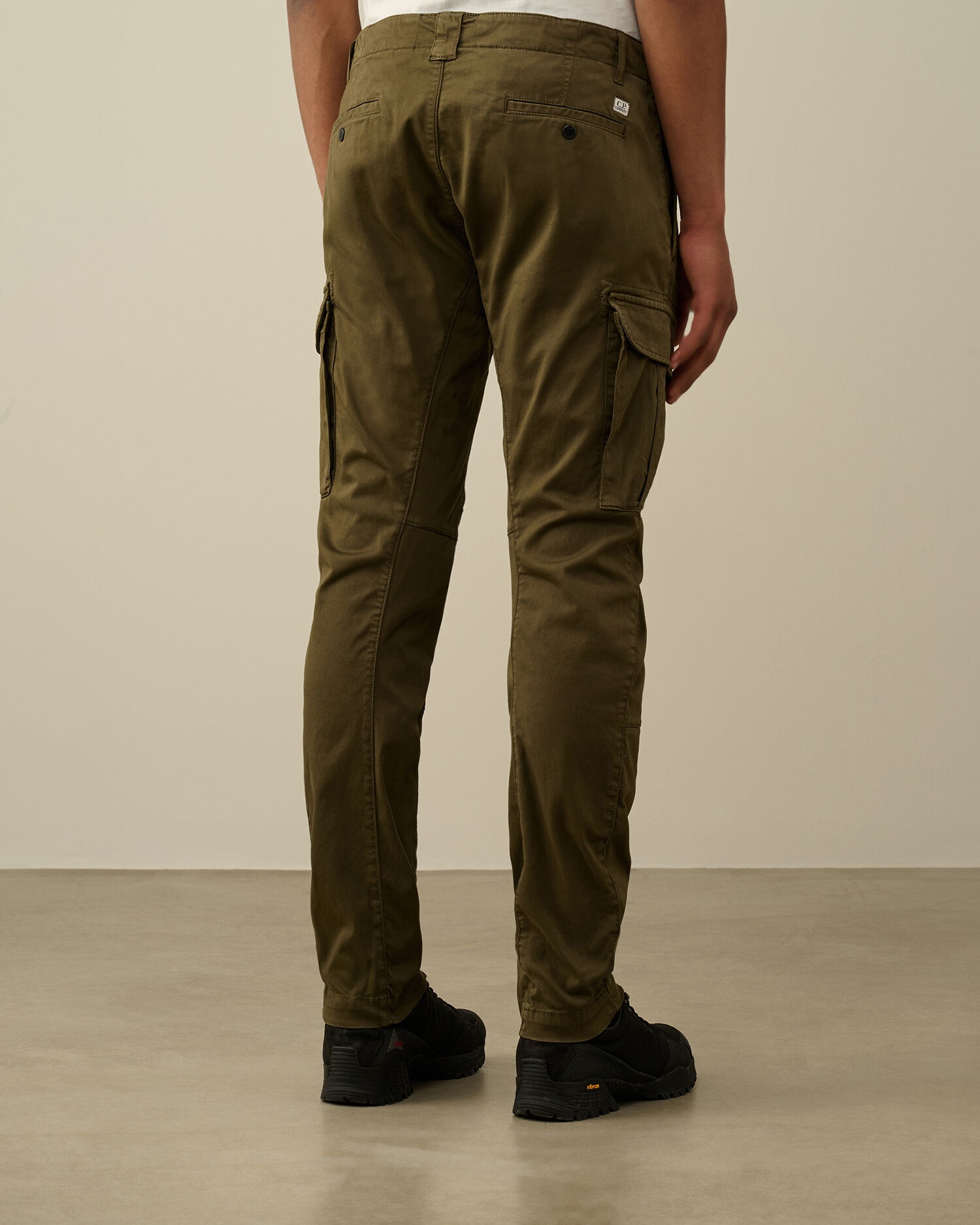 C.P. Company Stretch Sateen Ergonomic Lens Cargo Pants | REVERSIBLE