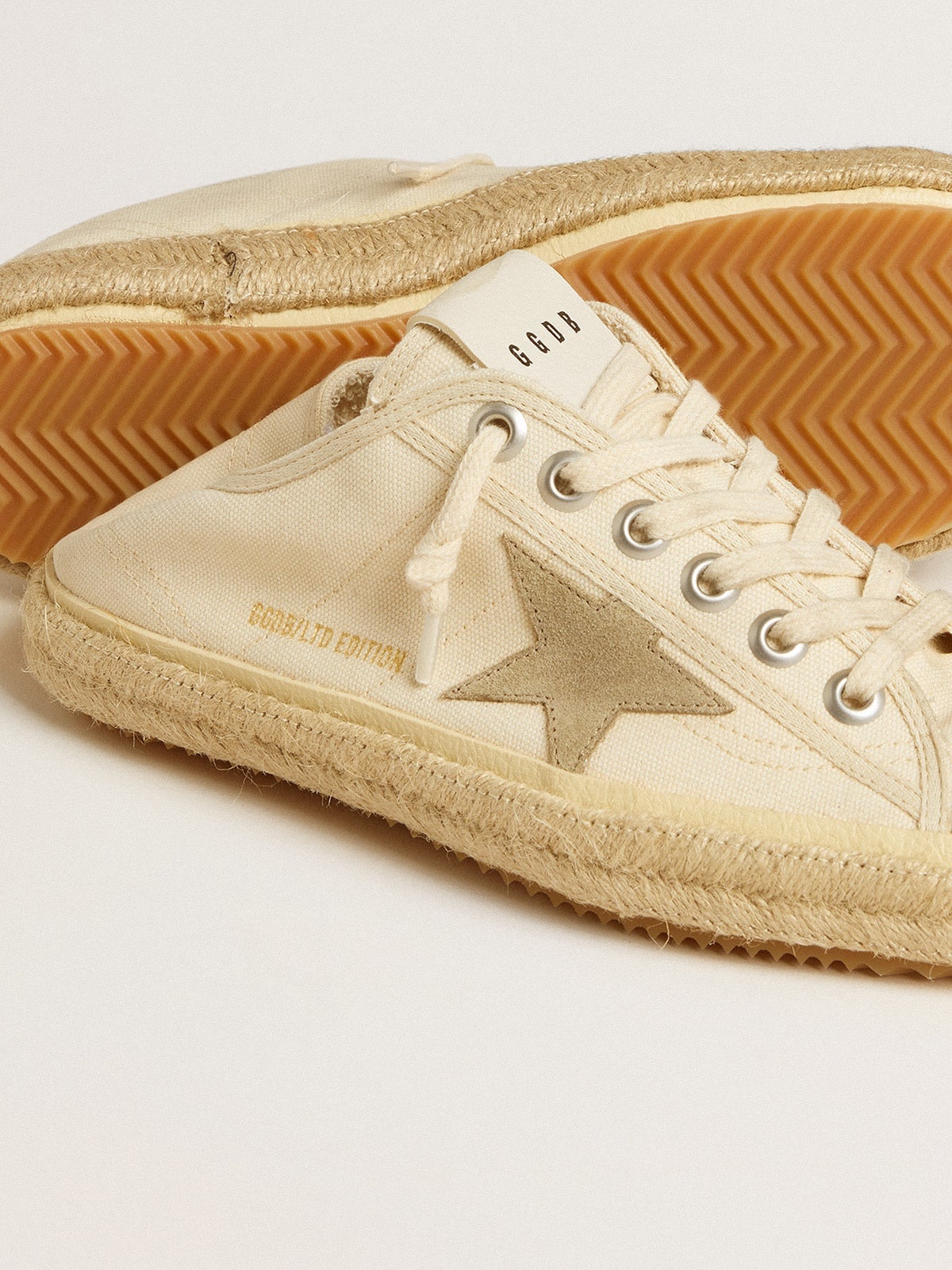 Golden Goose Women's V-Star Sabot in canvas with beige suede star ...