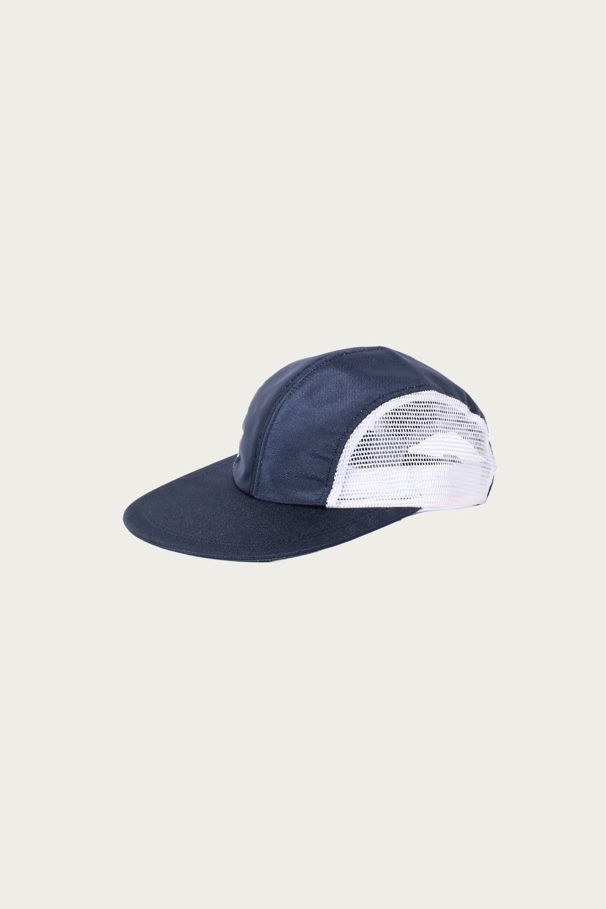 BEAMS PLUS 4 Panel Side Mesh Long Bill Cap - Navy | REVERSIBLE