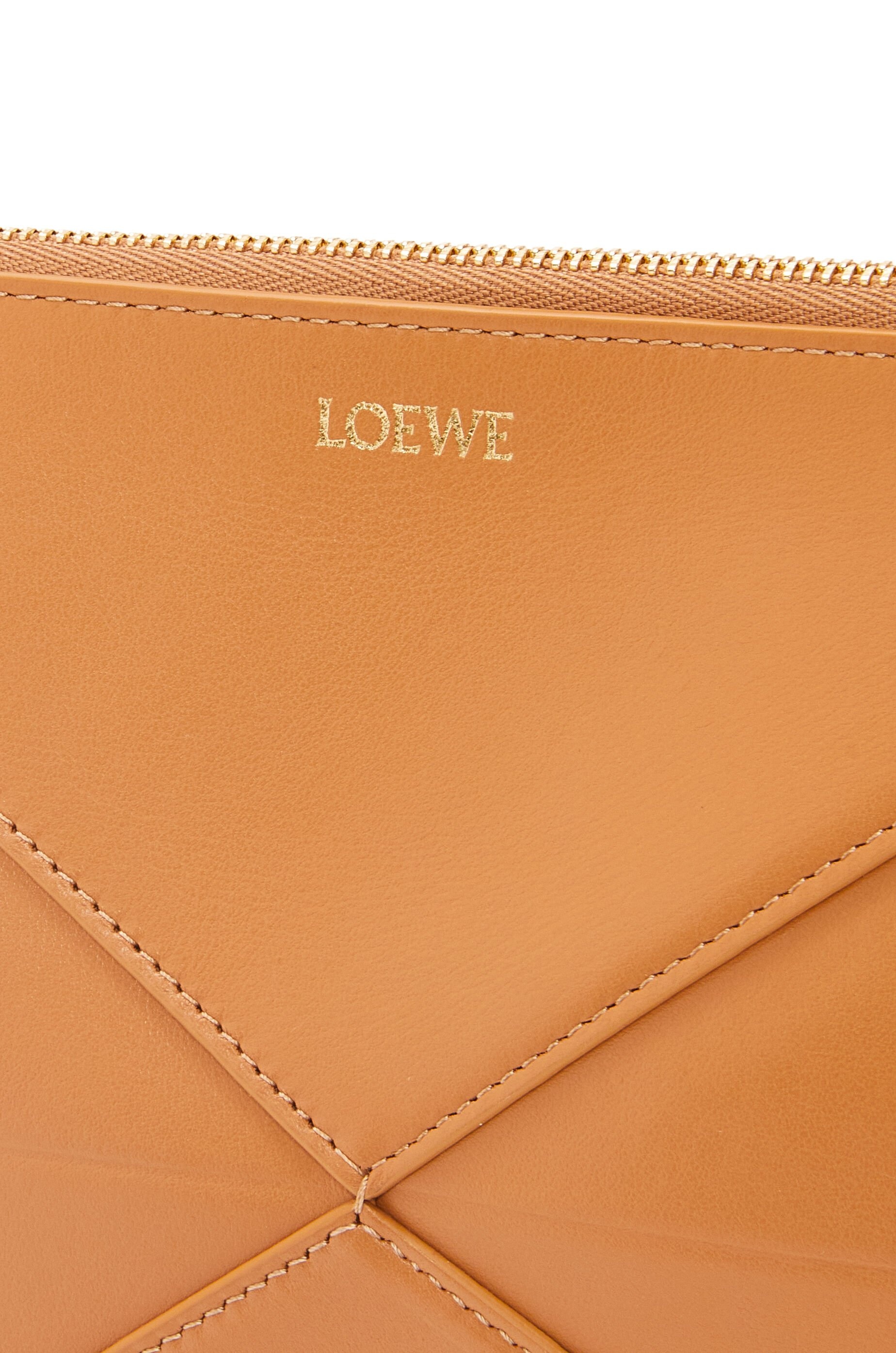 Loewe Puzzle Fold pouch in shiny nappa calfskin | REVERSIBLE