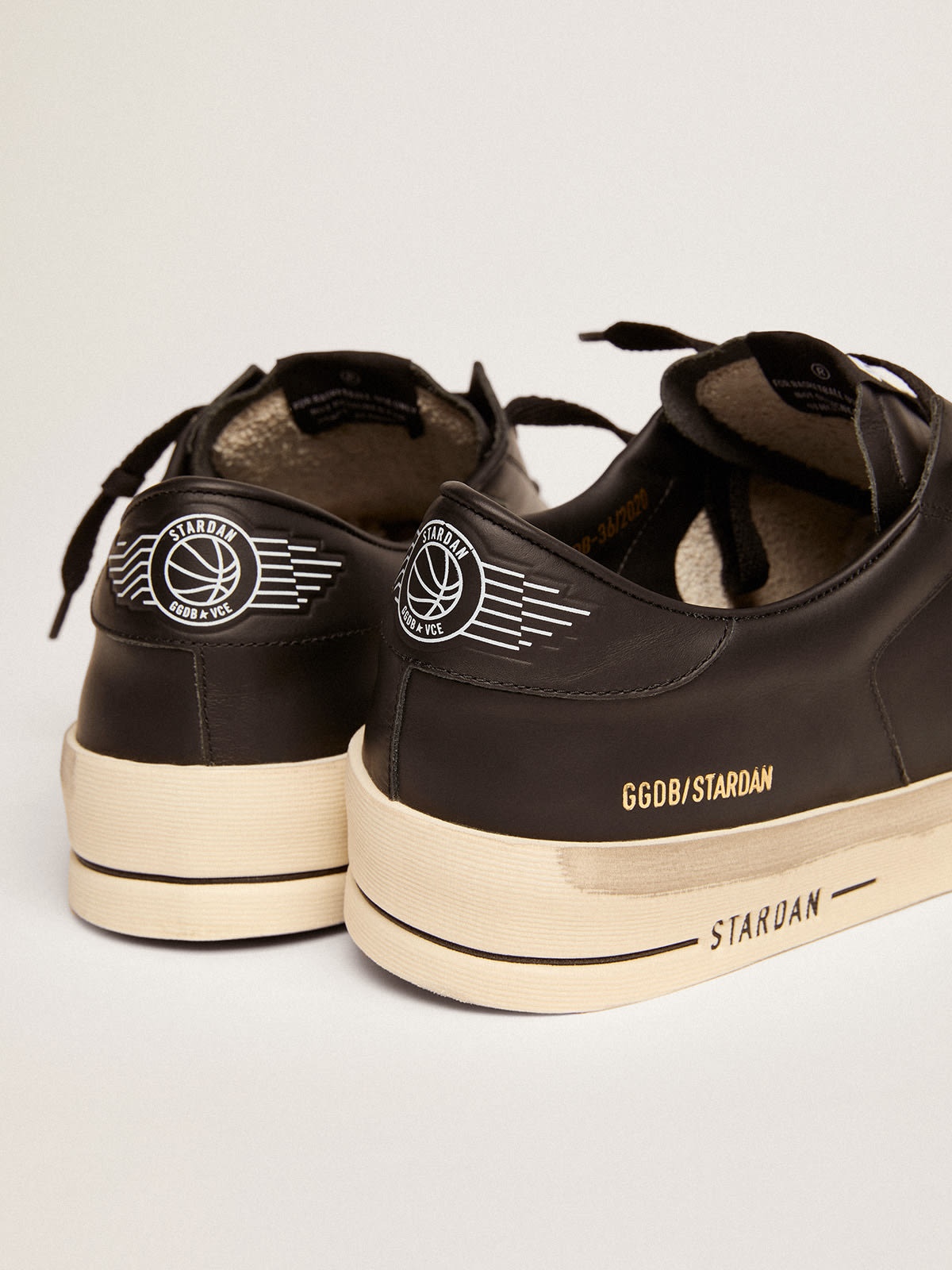 Golden Goose Men's Stardan in total black leather | REVERSIBLE