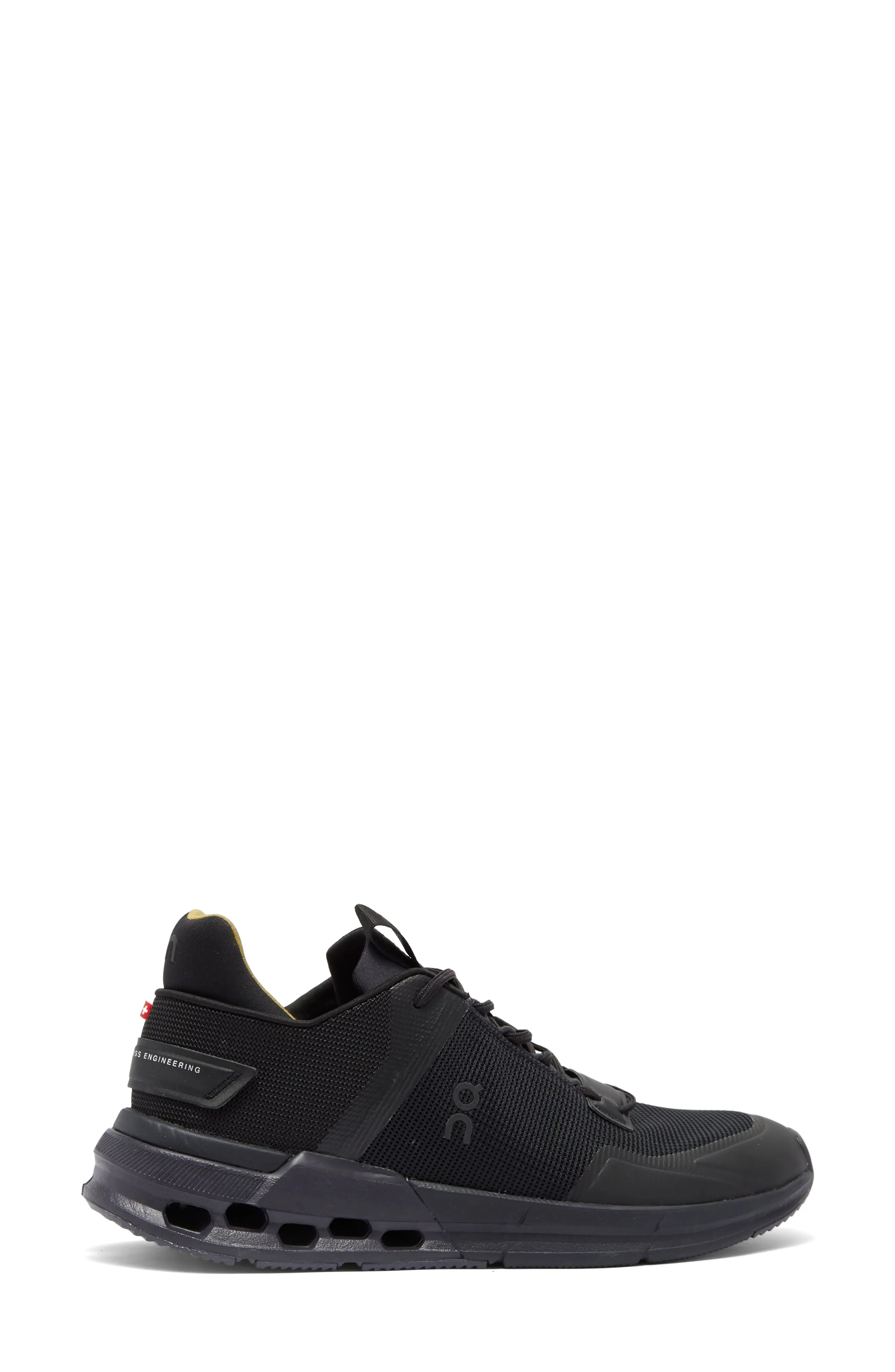 On Cloudnova Flux Suma Sneaker in Black/Iron | REVERSIBLE