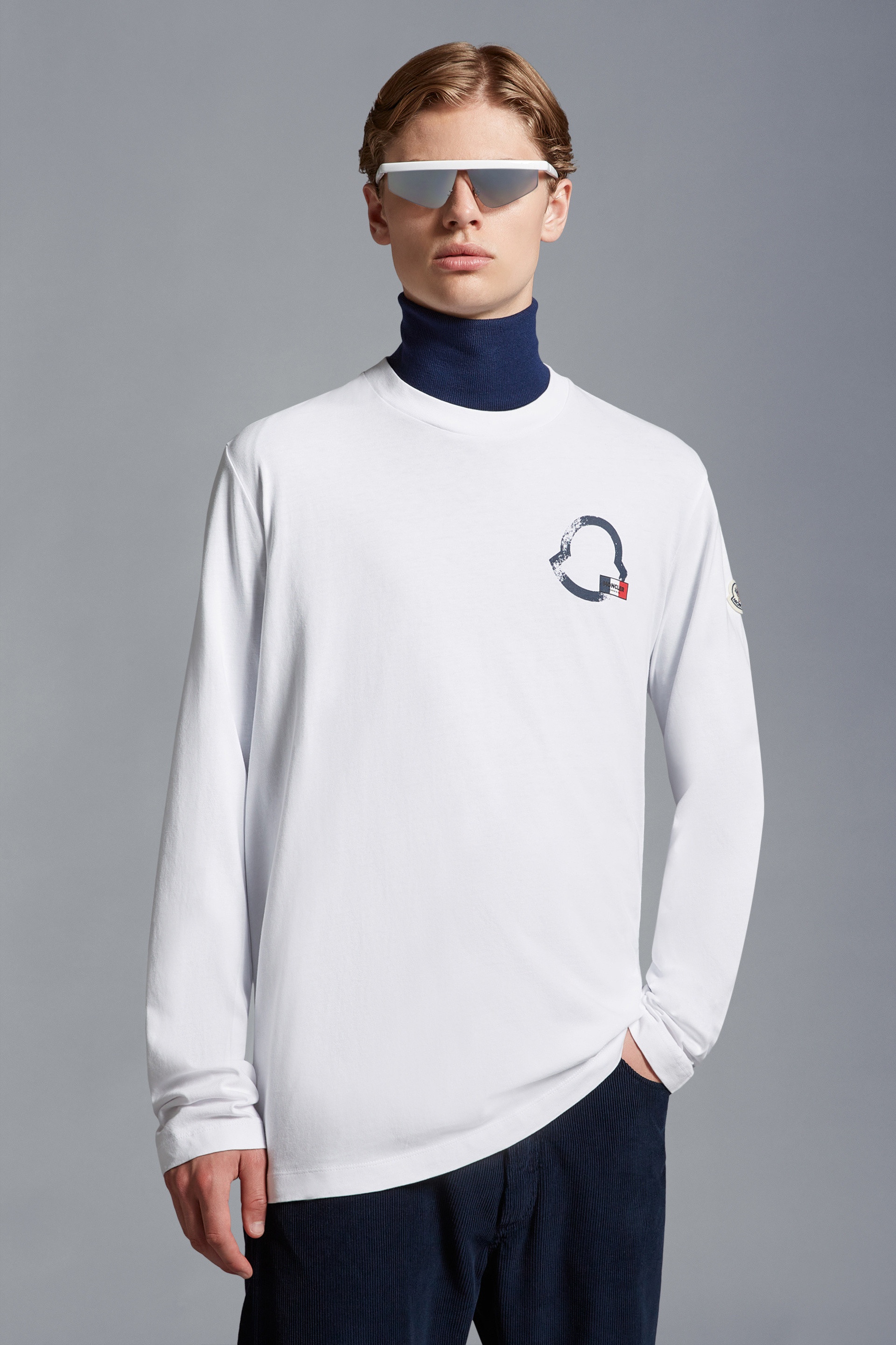Moncler Logo Outline Long Sleeve T-Shirt | REVERSIBLE