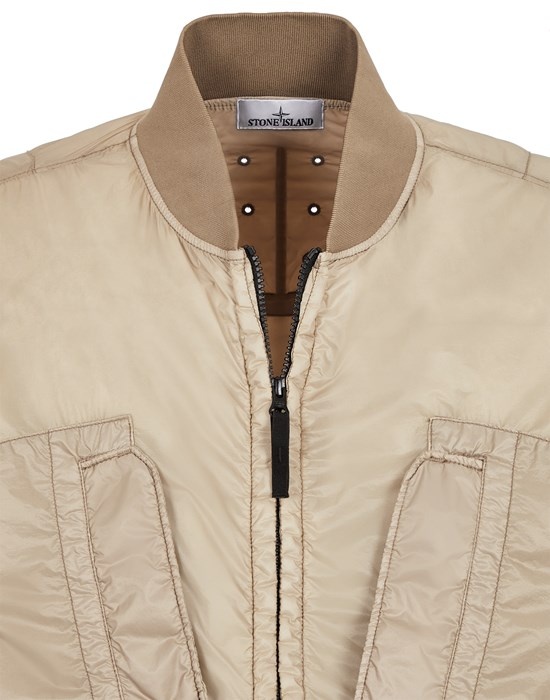 Stone Island 42125 PACKABLE_GARMENT DYED MICRO YARN WITH PRIMALOFT®-TC ...