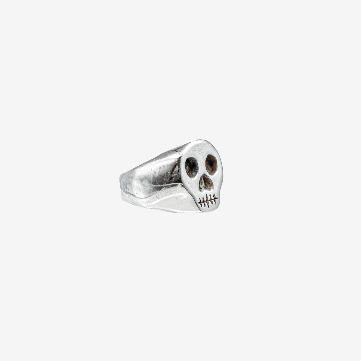 Zero skull ring store
