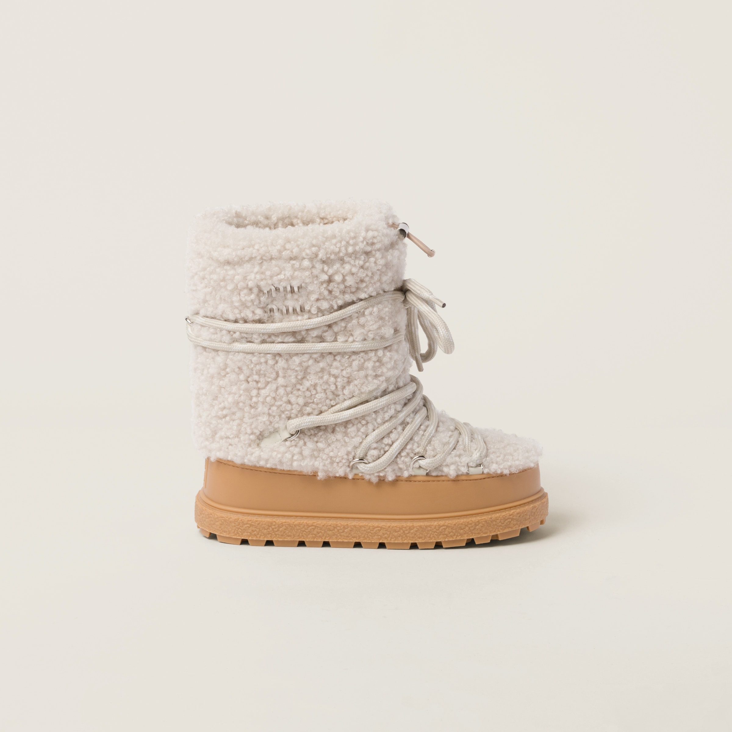 Miu Miu Shearling après-ski boots | REVERSIBLE