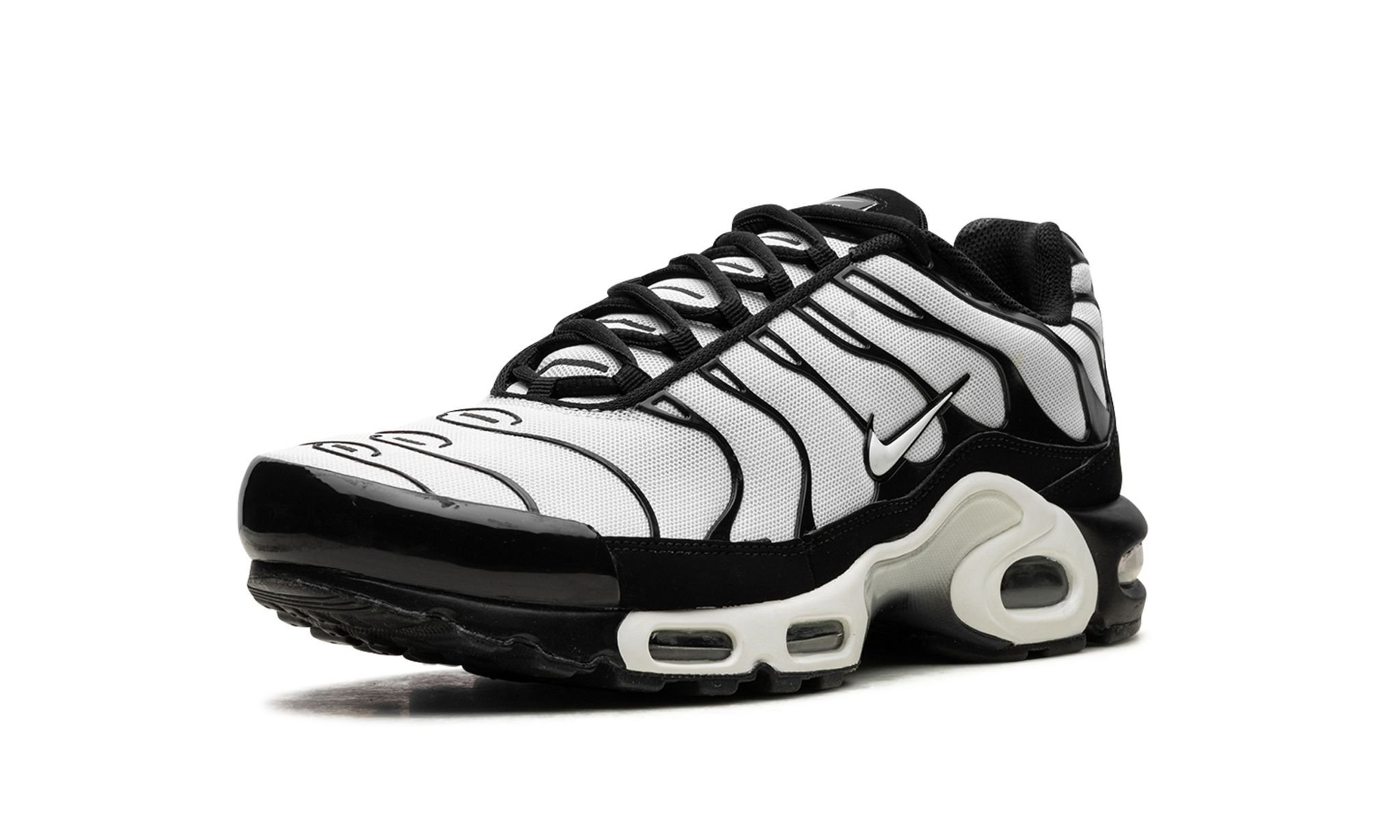 Nike Air Max Plus "Oreo" | REVERSIBLE