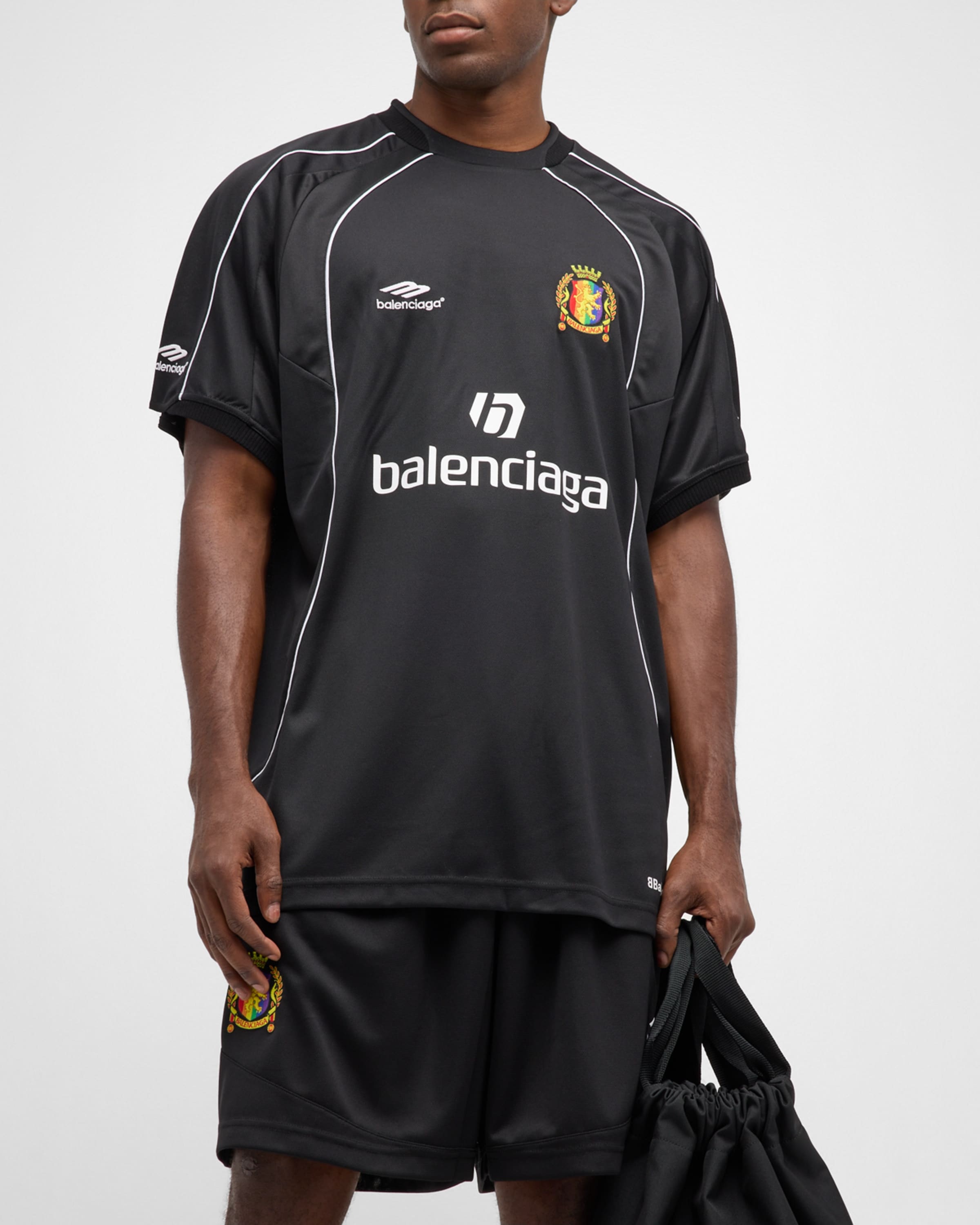 BALENCIAGA Lion Crest Soccer T Shirt Oversized BALENCIAGA Lion Crest Soccer T Shirt Oversized