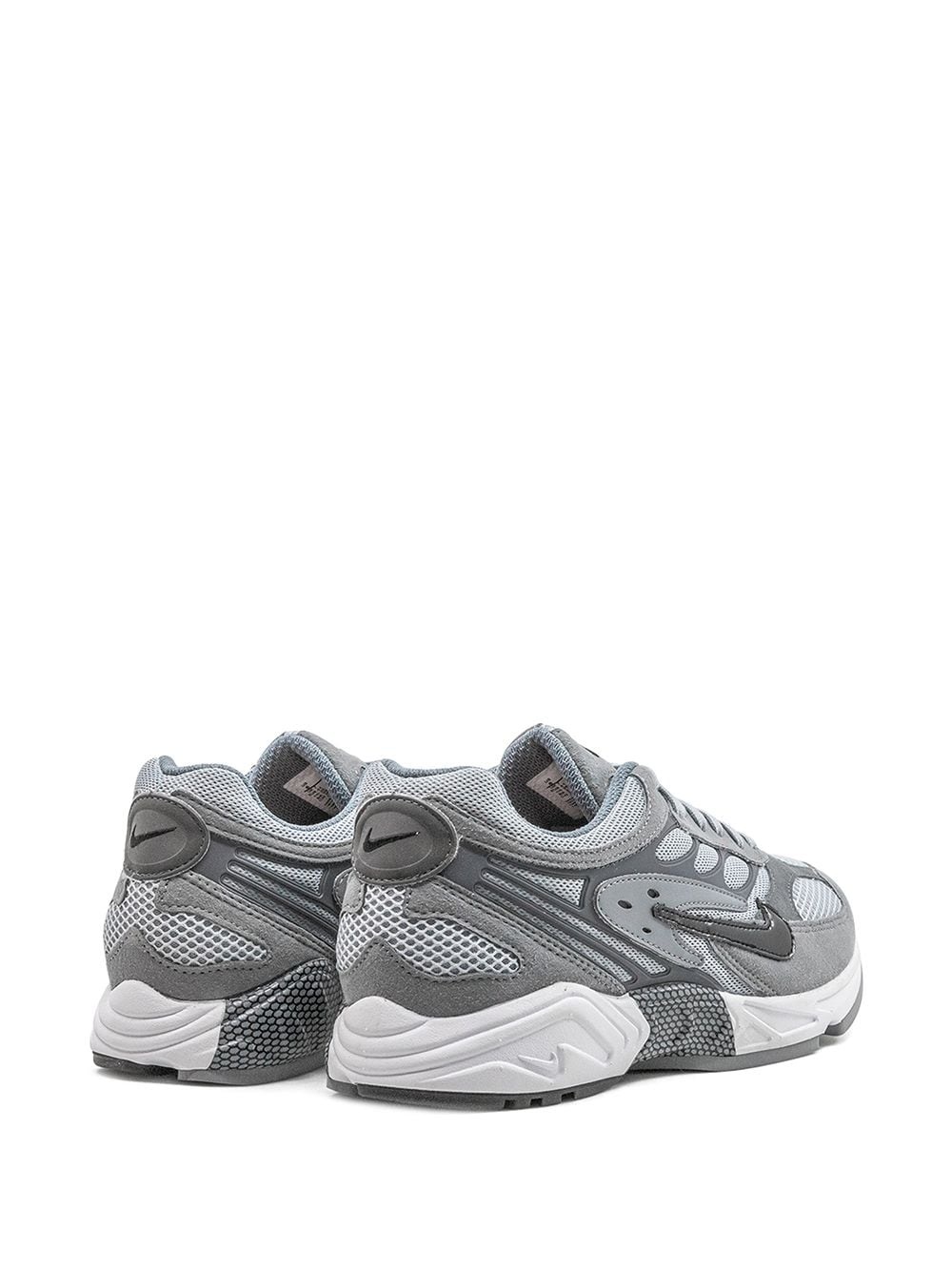 Nike Ghost Racer low-top sneakers | REVERSIBLE