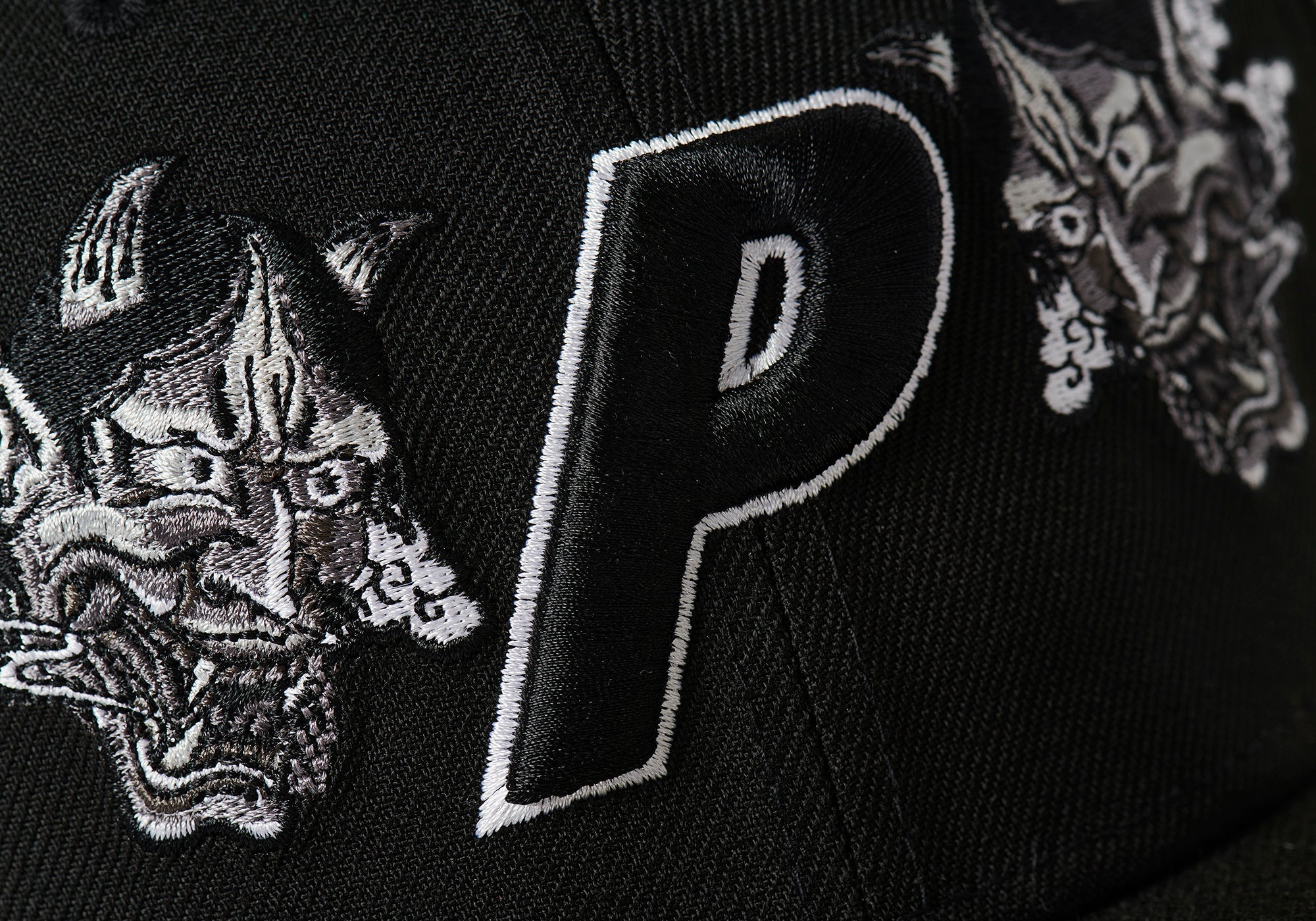 PALACE MASKS NEW ERA LP 59FIFTY BLACK | REVERSIBLE