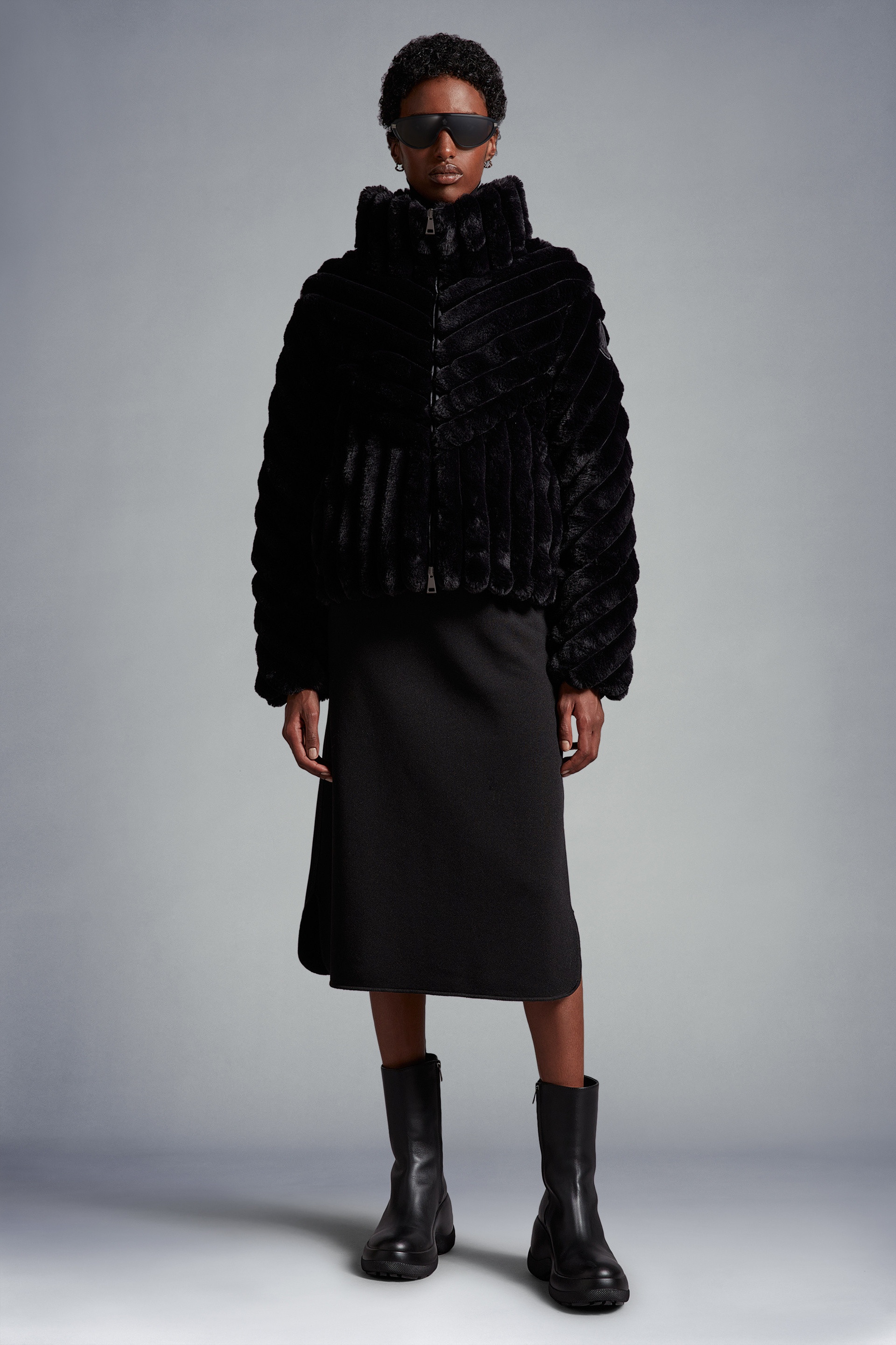 Moncler Pedrix Short Down Jacket | REVERSIBLE