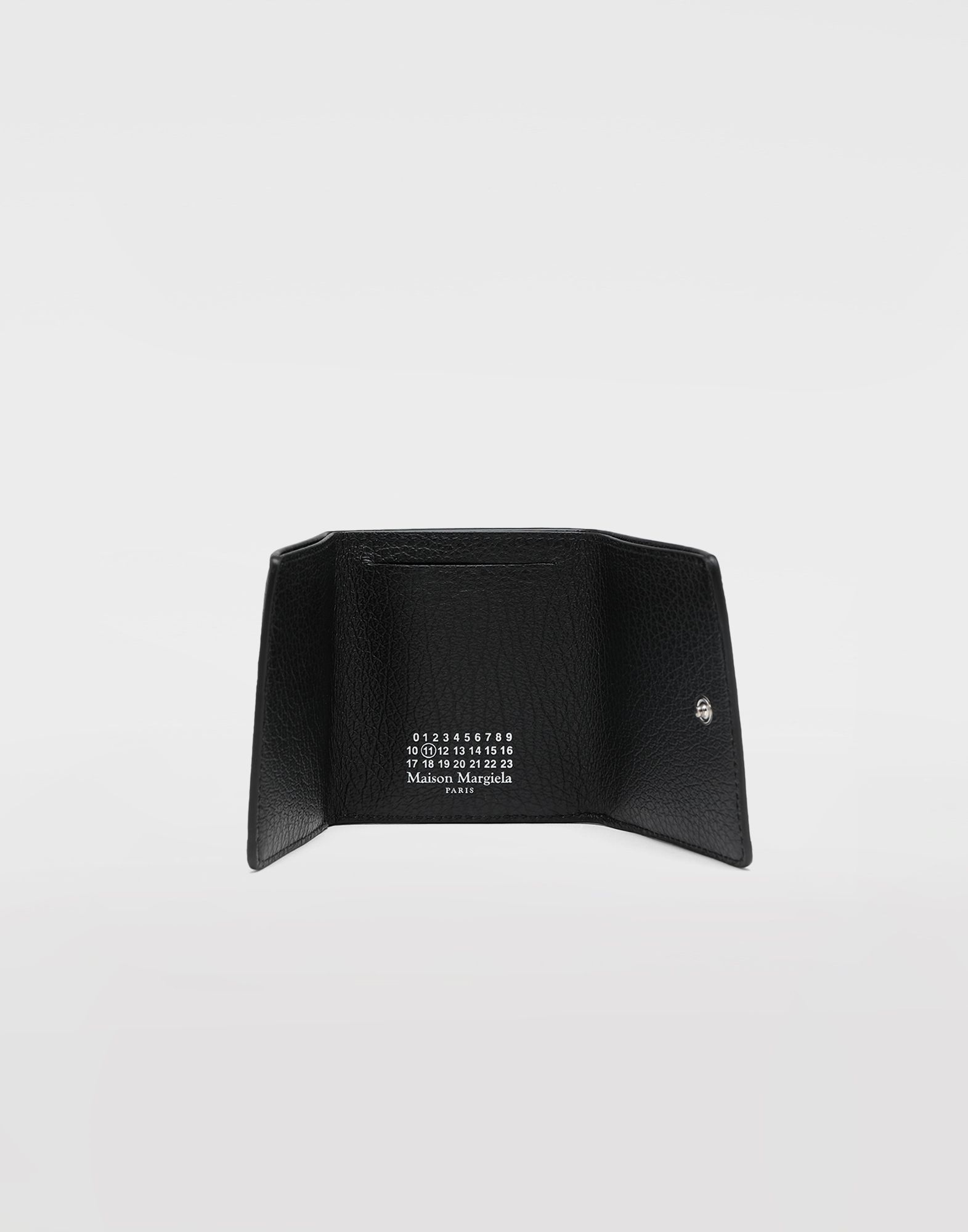Maison Margiela Tri-fold leather wallet | REVERSIBLE