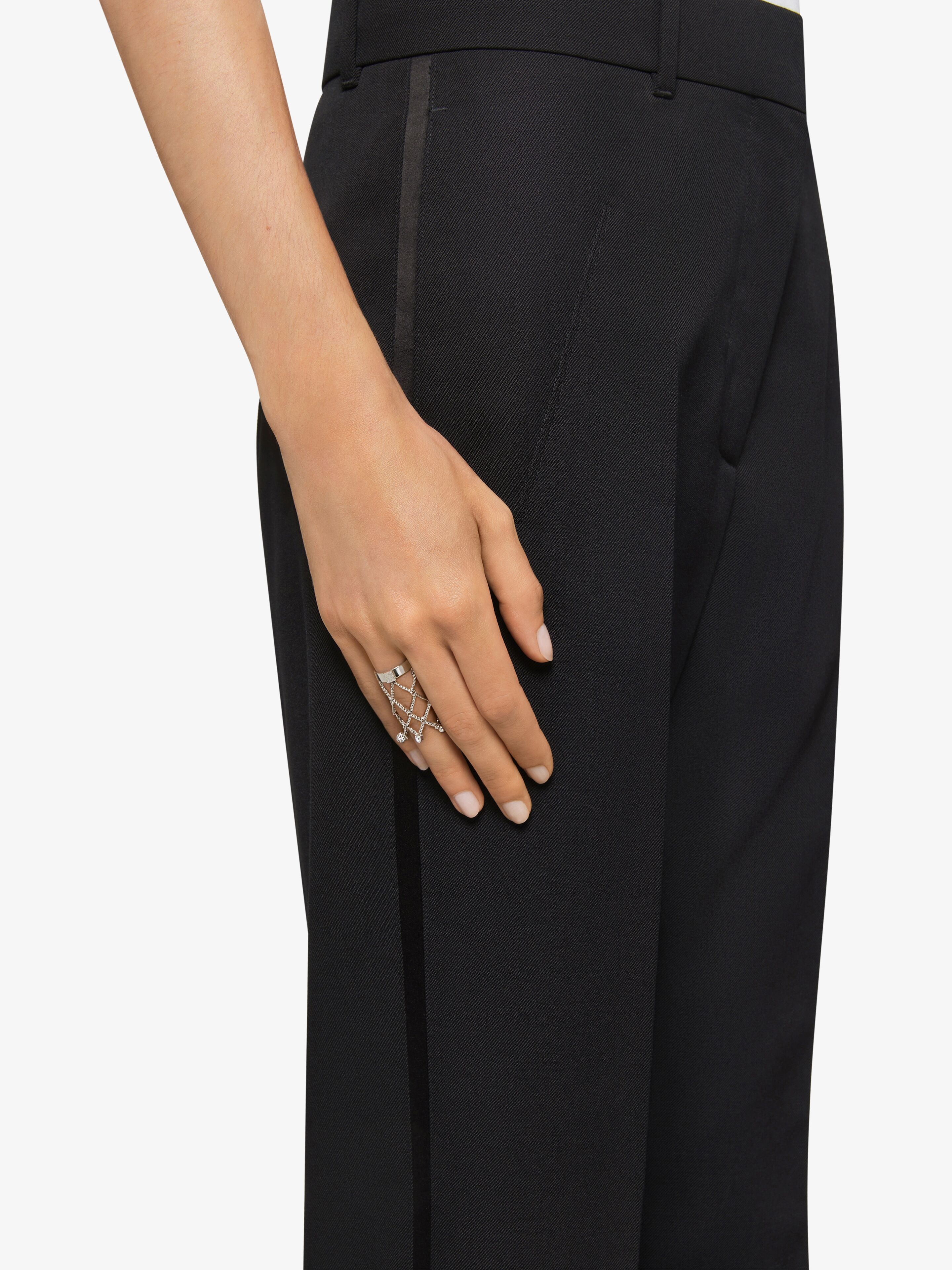 Givenchy PEARLING RING IN METAL WITH PEARLS AND CRYSTALS | REVERSIBLE