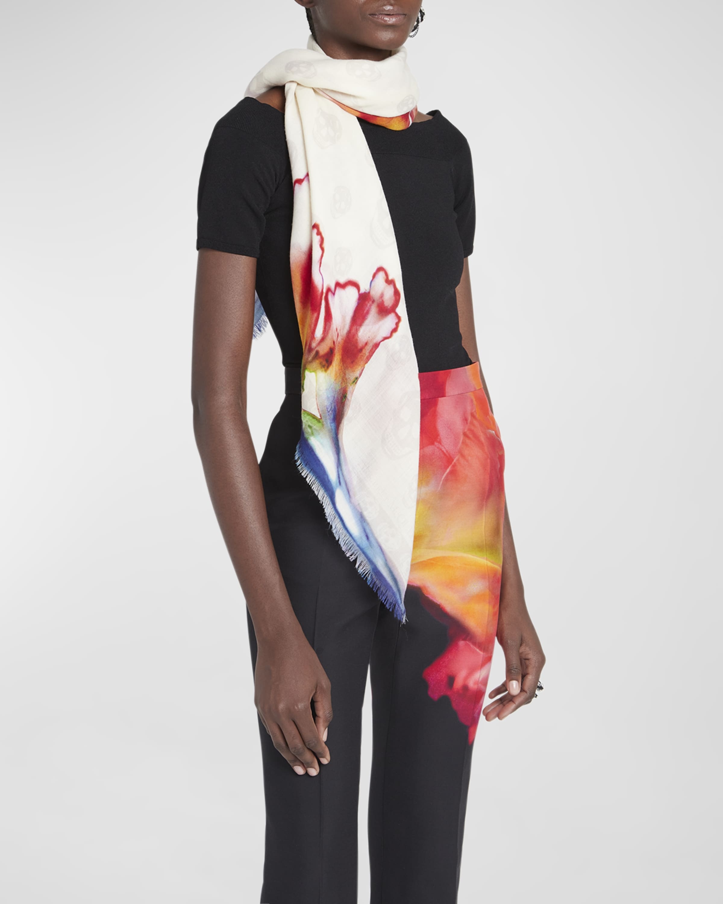 Alexander McQueen Solarized Garnet Skull Wool Scarf | REVERSIBLE