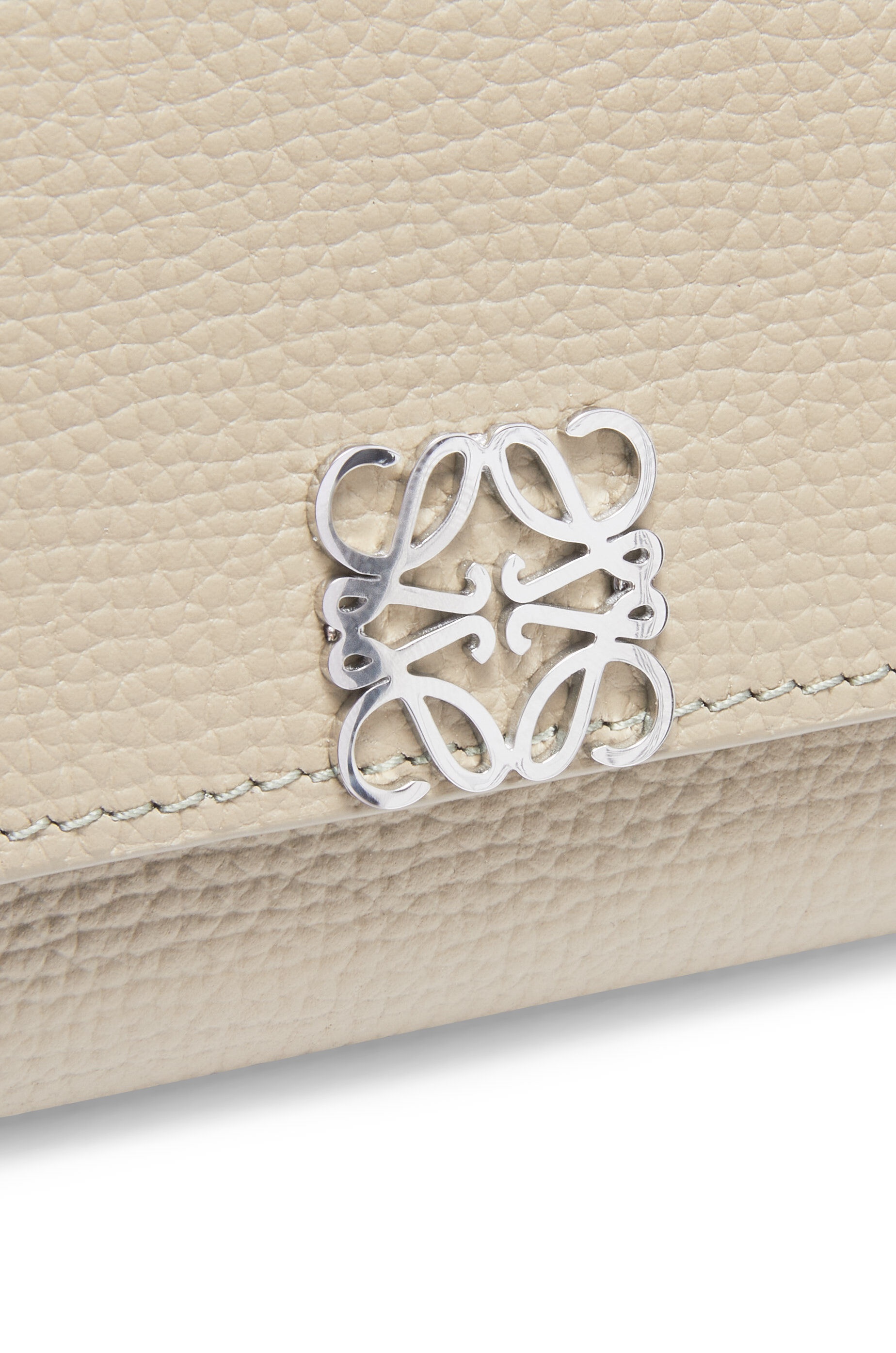 Loewe Anagram small vertical wallet in pebble grain calfskin | REVERSIBLE