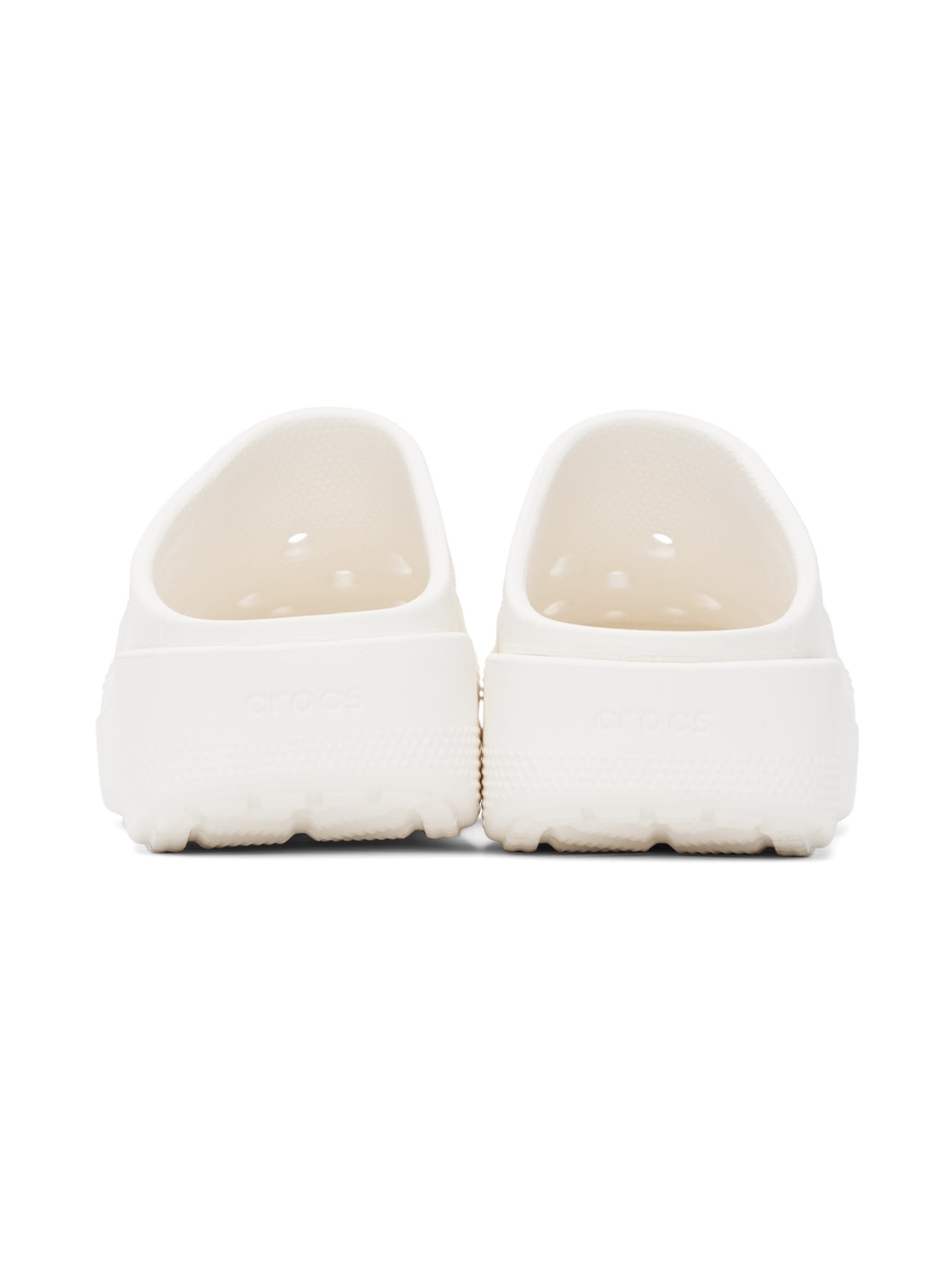 crocs Off-White Classic Blunt Toe Clogs | REVERSIBLE