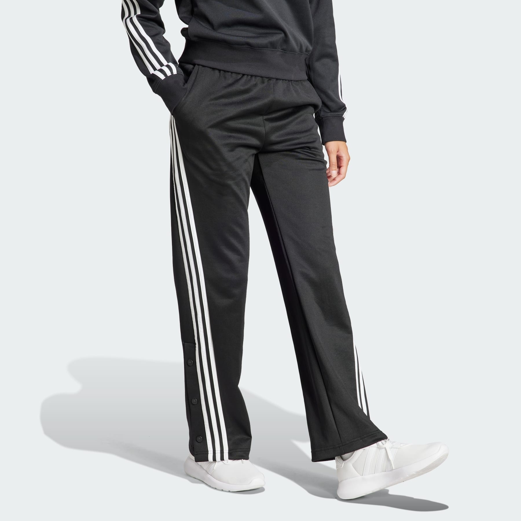 adidas Iconic Wrapping 3-Stripes Snap Trackpant | REVERSIBLE