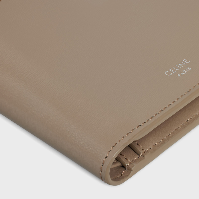 CELINE Bi-fold Wallet with Coin Compartment in SHINY CALFSKIN | REVERSIBLE