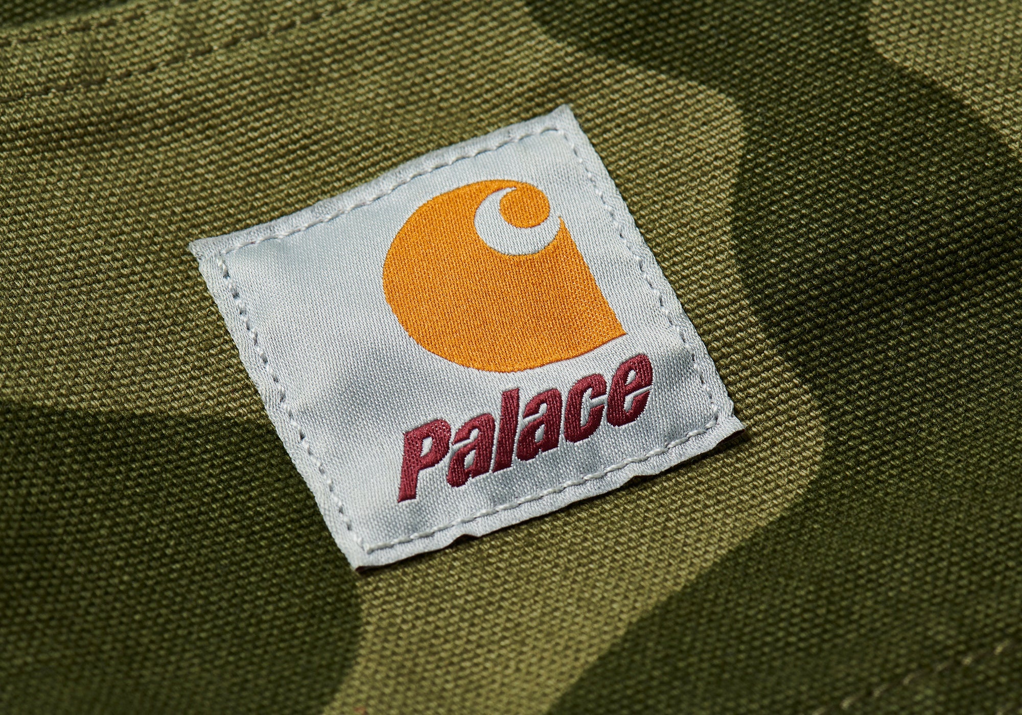 PALACE PALACE CARHARTT WIP MICHIGAN COAT DOLLAR GREEN CAMO PALACE PALACE CARHARTT WIP MICHIGAN COAT DOLLAR GREEN CAMO