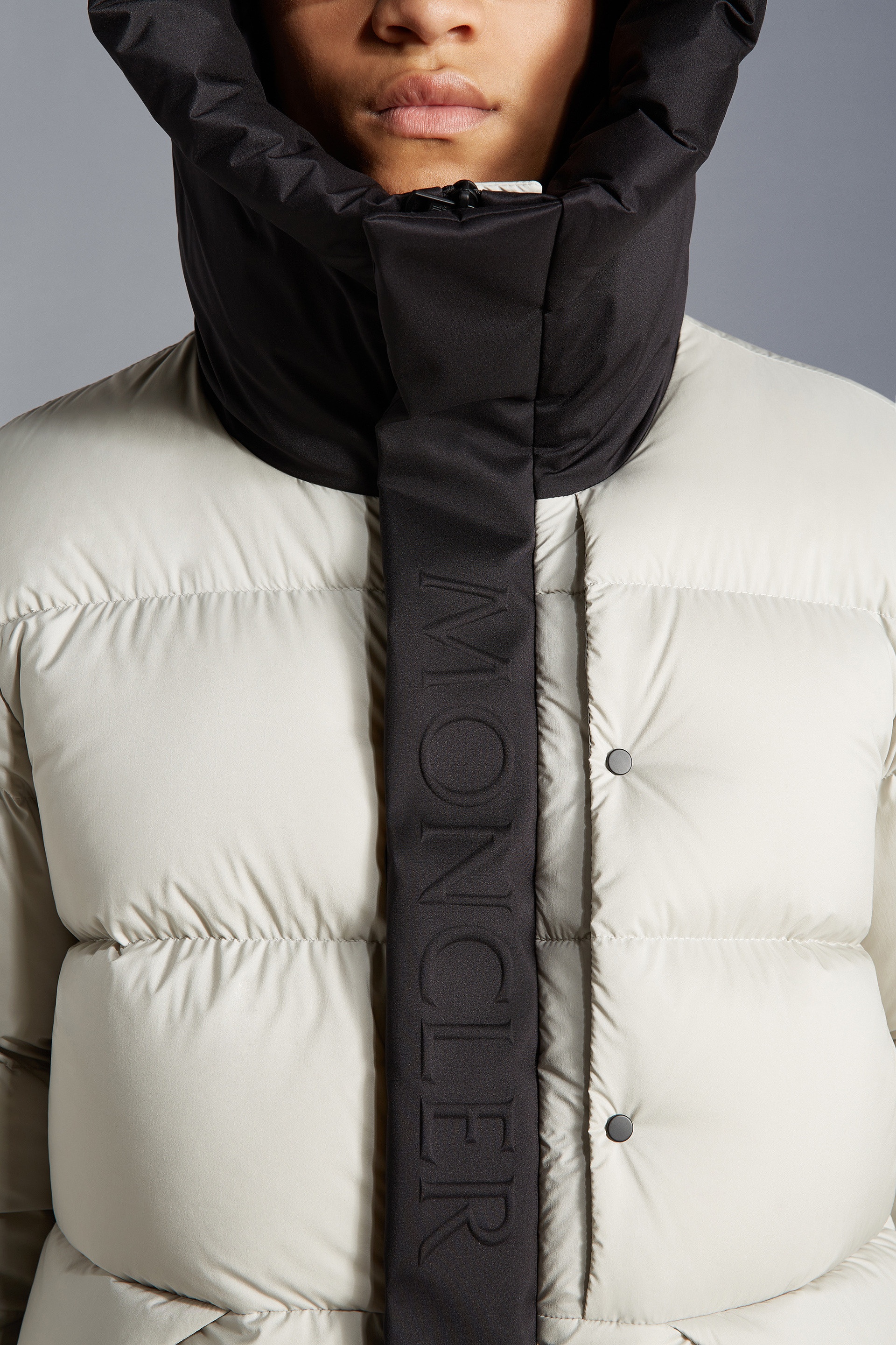 Moncler Madeira Short Down Jacket | REVERSIBLE