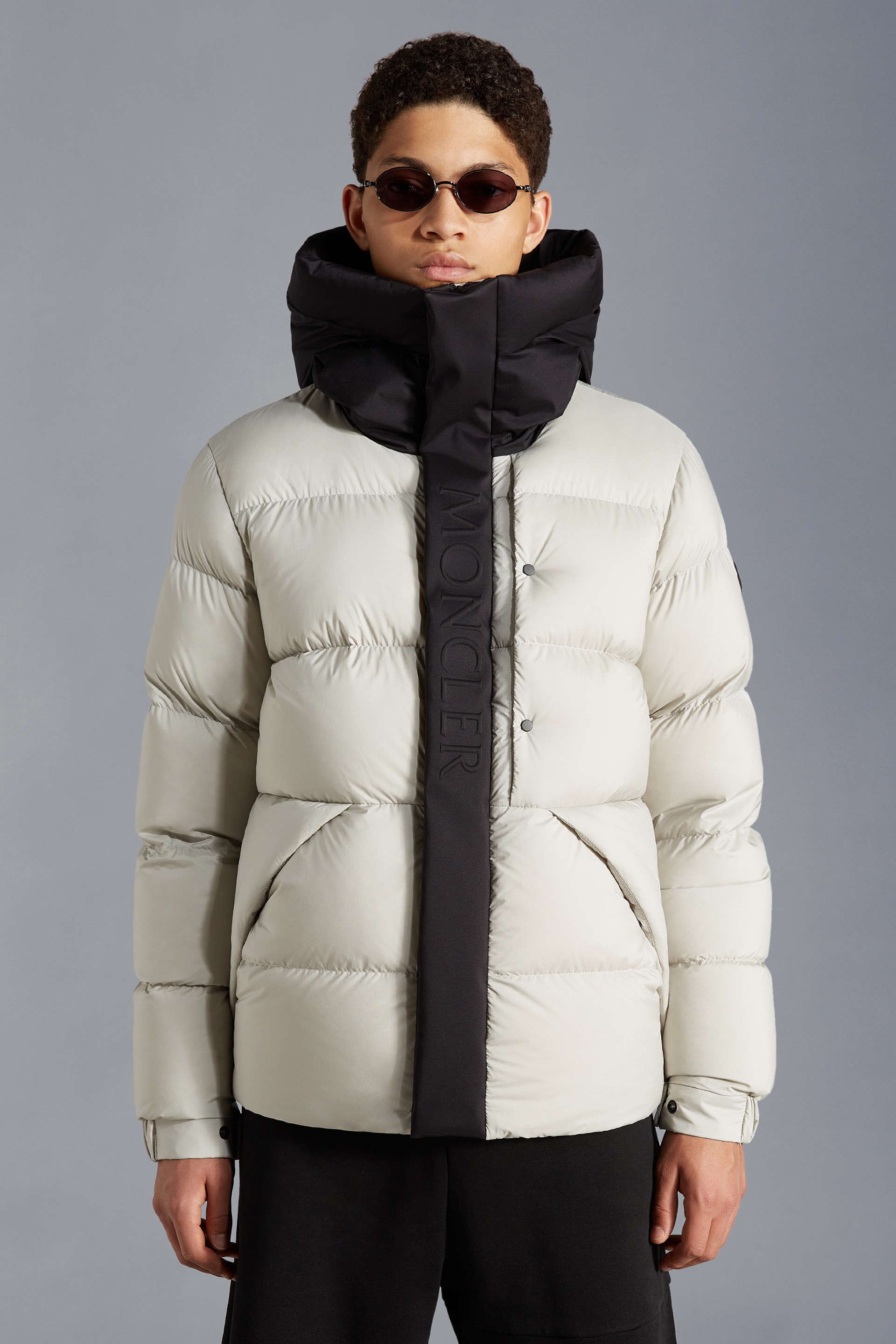 Moncler Madeira Short Down Jacket | REVERSIBLE