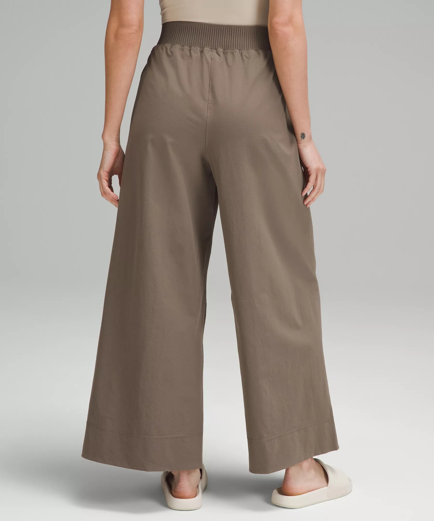 lululemon Stretch Woven High-Rise Wide-Leg Cropped Pant | REVERSIBLE
