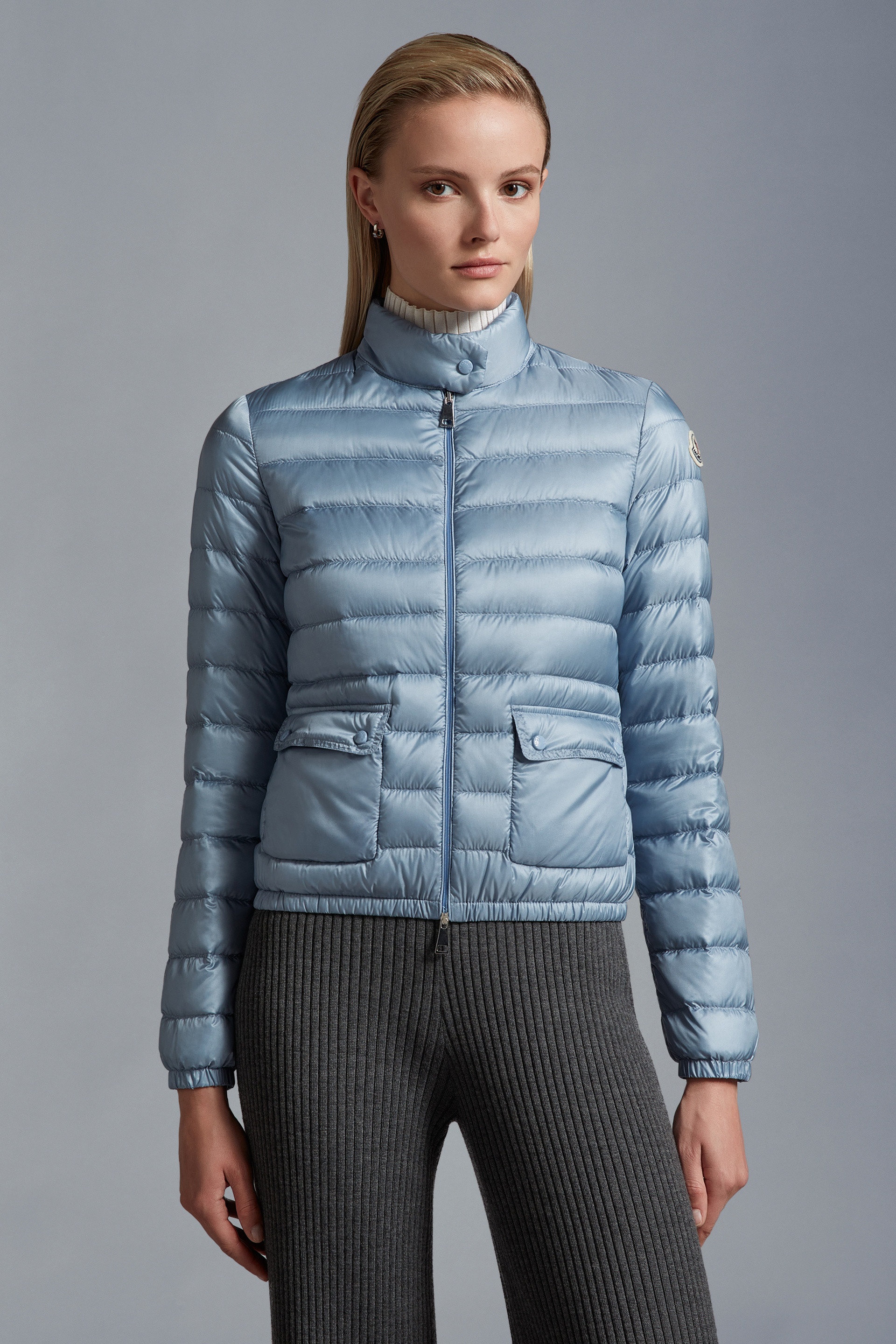 Moncler lans green store