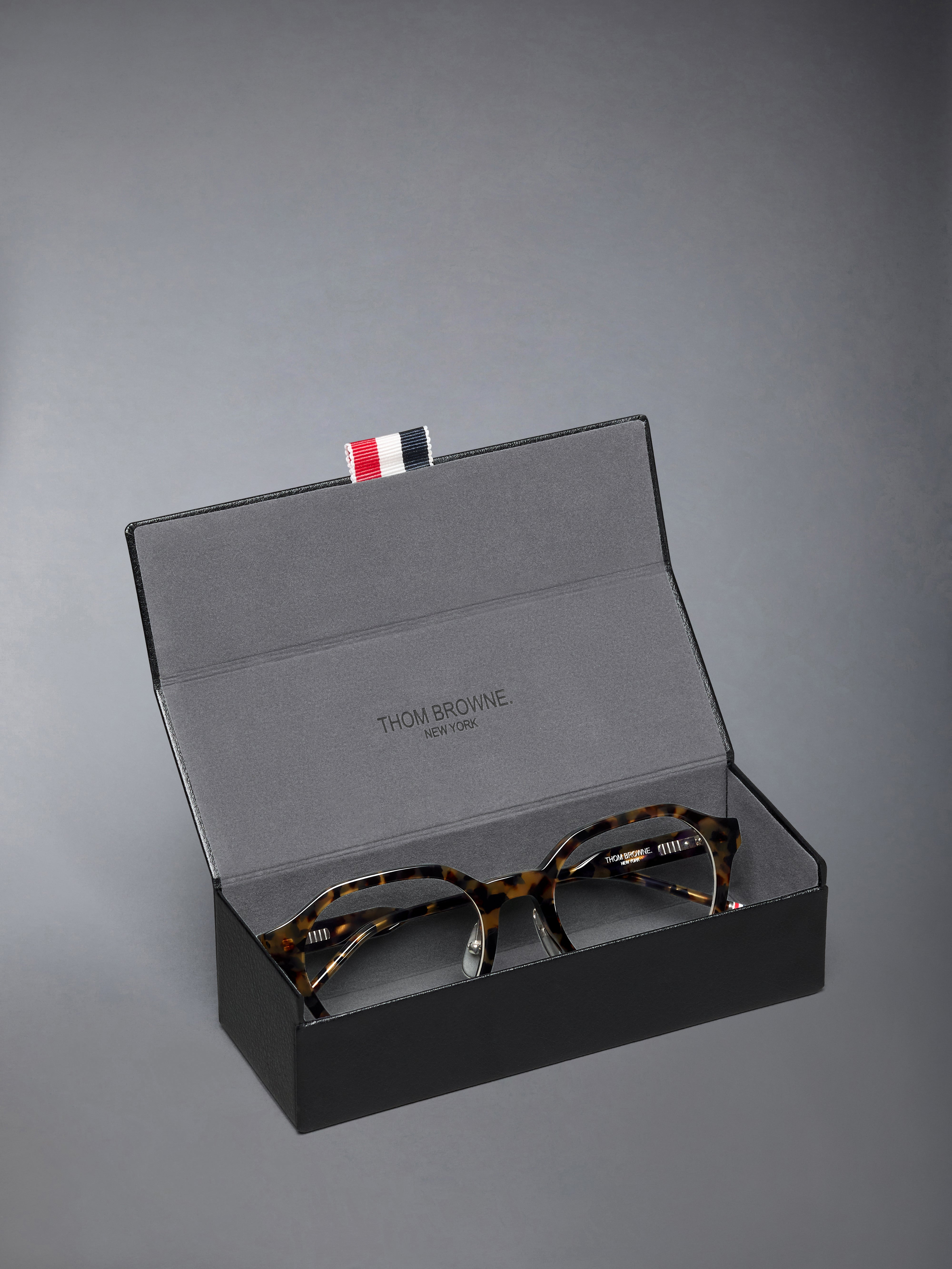 Thom Browne ACETATE OVAL EYEGLASSES | REVERSIBLE