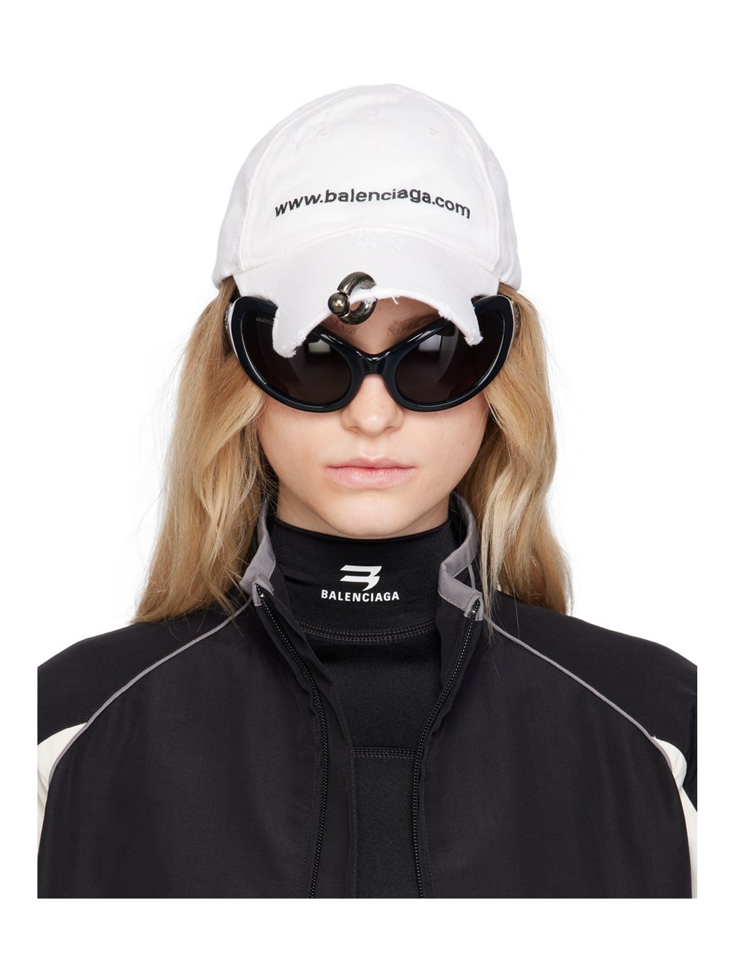 BALENCIAGA White 'Bal.com' Piercing Cap | REVERSIBLE