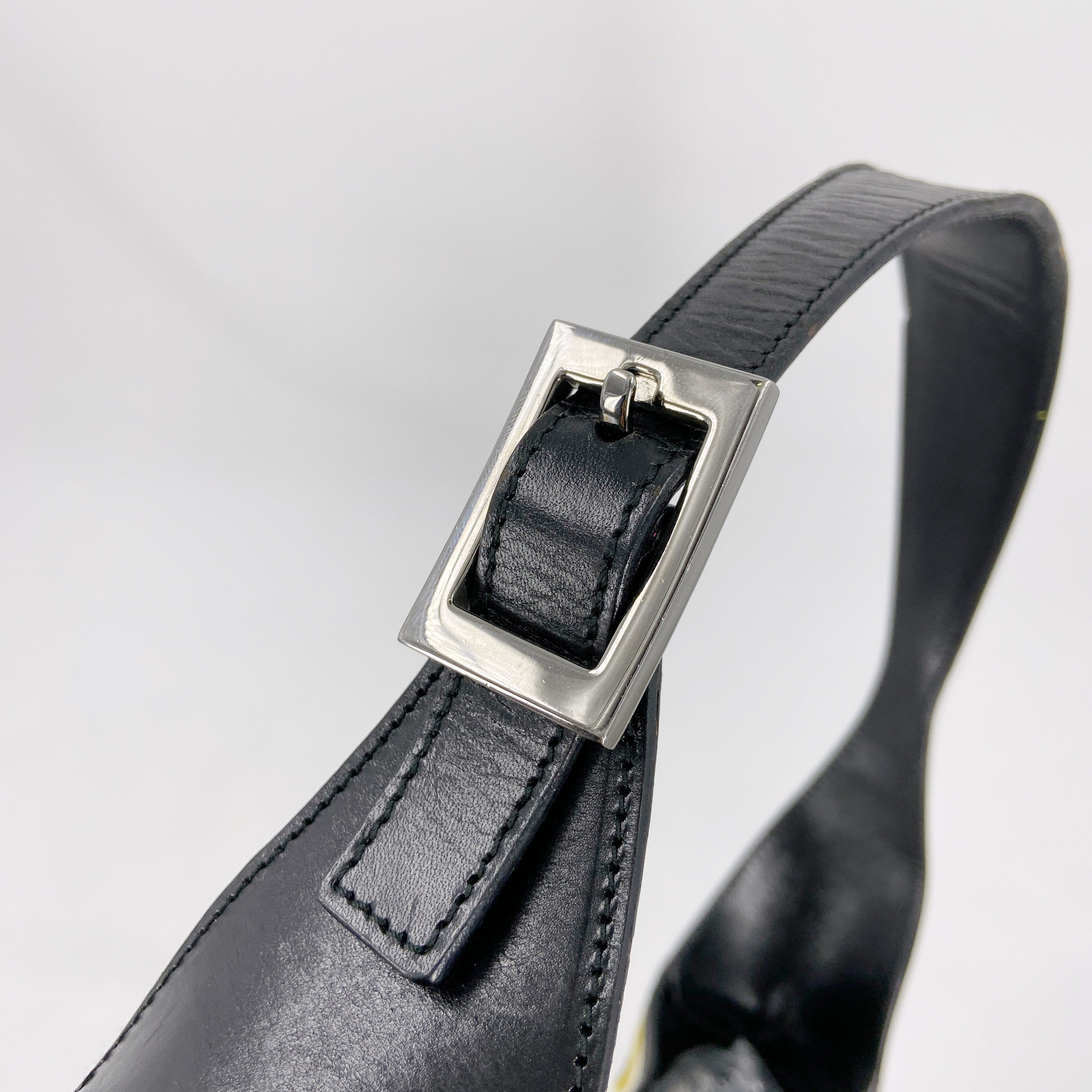 GUCCI Gucci Fall 1999 Iconic Tom Ford Psychedelic Print Velvet Jackie ...